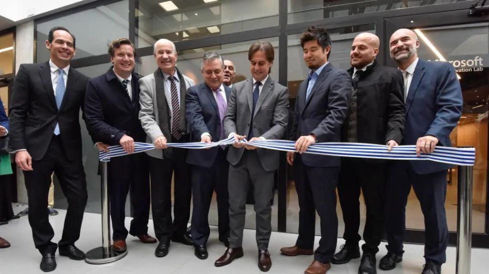 Microsoft opens first AI Co-Innovation Lab in Latin...