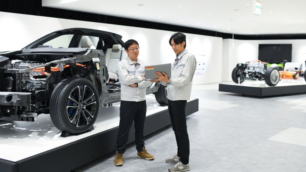 Toyota develops new models faster with AI agents powered...